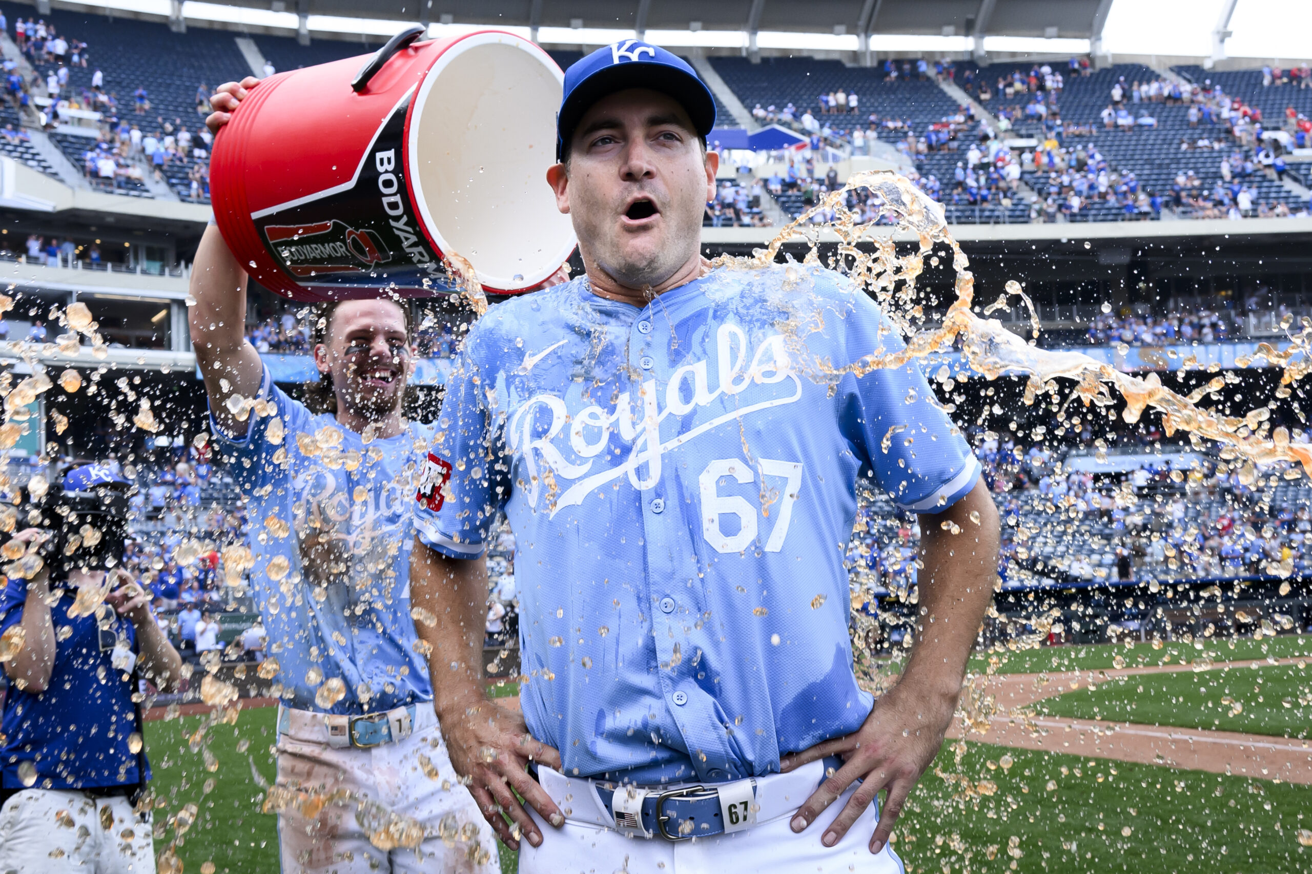 Lugo retires 14 straight in 1st career complete game as Royals beat ...